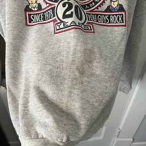 LOGO 7 | Shirts | Vintage Logo 7 Q95 Bob Tom Sweatshirt | Poshmark